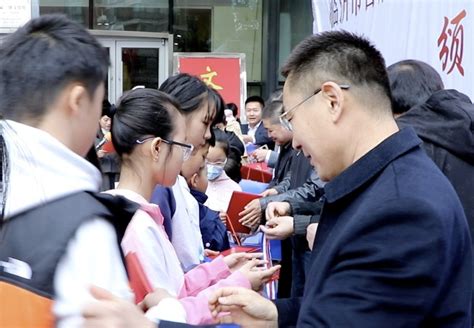 临沂市首届“翰墨传薪”全市中小学生书法比赛颁奖典礼成功举办临沂市文化馆山东公共文化云