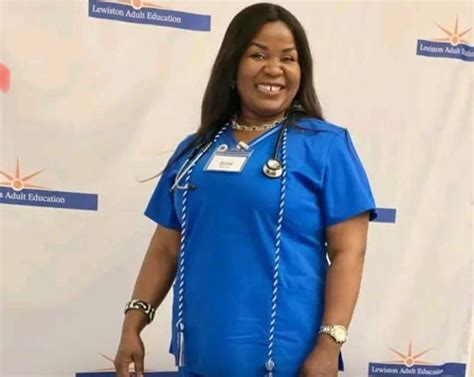 Irmã Sofia Conclui Curso De Medicina Nos Eua E Agradece Obrigada Meu Deus Portal Ango Line