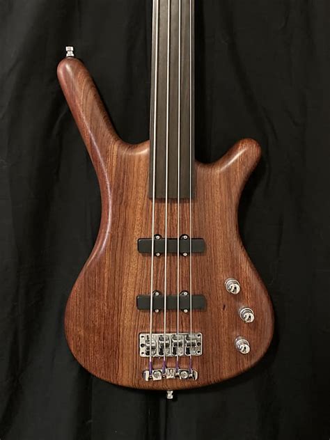 Warwick Corvette Std Fretless 4 String Reverb