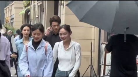 杨紫 许凯承欢记路透感觉好搭啊 杨紫 路透 许凯 新浪新闻