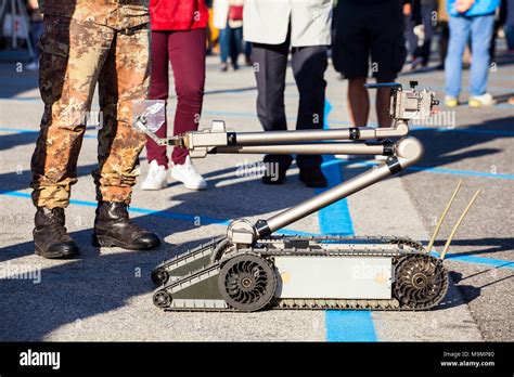 heavy duty multi mission robot suitable for missions such as explosive