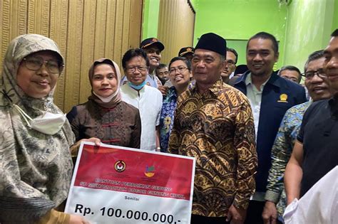 Kemensos Hadir Berikan Bantuan Dan Terjunkan Tim Ldp Untuk Siswa