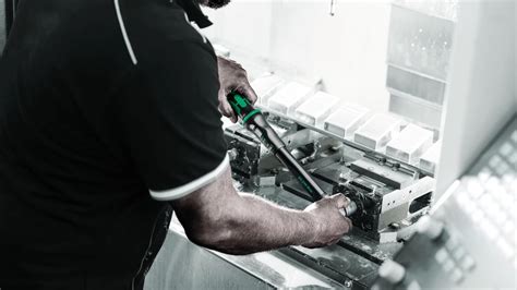 Click Torque C 2 Torque Wrench With Reversible Ratchet 20 100 Nm 1 2 X 20 100 Nm Wera