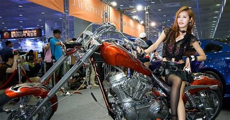 엑츠포토 괴물 바이크와 어울리는 그녀 레이싱 모델 윤선희