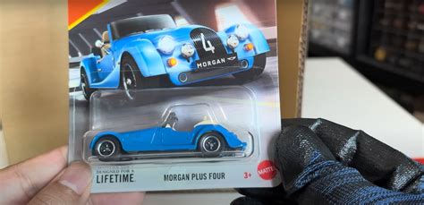 Inside The New Matchbox Case Of 24 Cars Corvette C8 Looks Great Autoevolution