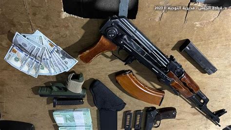 بالصّور توقيف 3 مطلوبين وهذا ما ضُبط بحوزتهم حدث أونلاين