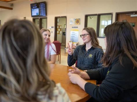 wsu to offer bachelor s degree in american sign language 101 3 kfdi