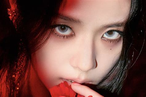 5 Breathtaking Beauty Moments From Blackpinks Jisoo Solo Mv ‘flower