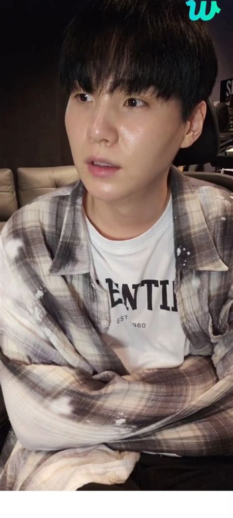 Bts Community Posts ユンギさんならちゃんと反省している だからずっと待ってます。 した事がいけない事で 活動がずっと