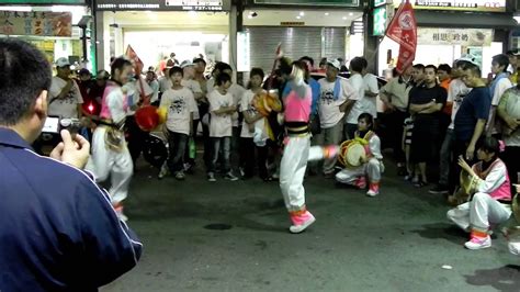 東方藝術團跳鼓陣入廟拜禮 YouTube