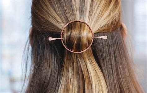 Cuáles Son Los Principales Accesorios Para El Pelo Paco Perfumerías Blog