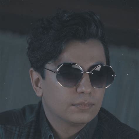 دانلود آهنگ های محسن ابراهیم زاده