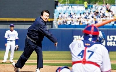 KBO 뒷돈 요구 단장불법 도박 선수 검찰 수사 의뢰 한국경제
