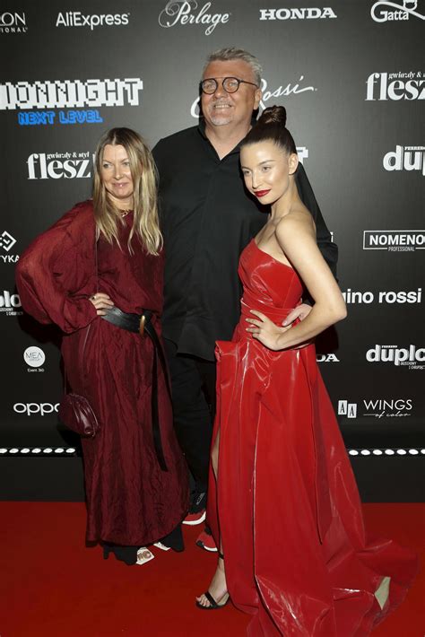 Julia Wieniawa Na Flesz Fashion Night 2021 Muza Łukasza Jemioła