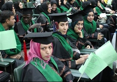 دانشجویان غیرایرانی 30 کشور ‌فرهنگ، آداب و رسوم خود را به نمایش گذاشتند