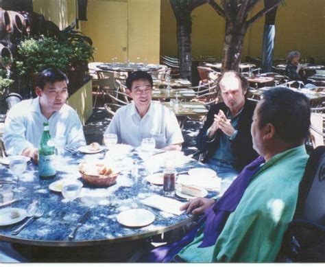 백남준의 기술자가 본 다다익선 복원…답은 간단한데 어렵게 생각해서 문제 한국일보