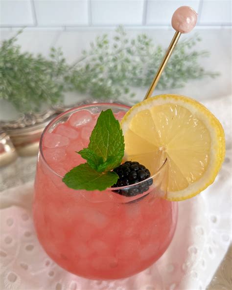How To Make The Oaks Lily Cocktail Kentucky Oaks Pink Drink