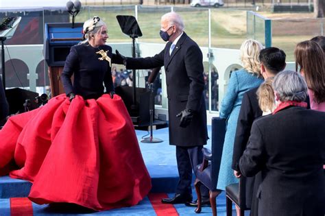 【米大統領就任式】レディー・ガガが圧巻の国歌斉唱 ジェニファー・ロペスは愛国歌をプチアレンジ Frontrow