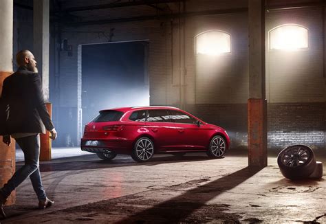 Seat Leon Cupra Facelift Gets Ps Engine Drive Awd For Cupra St Autoevolution