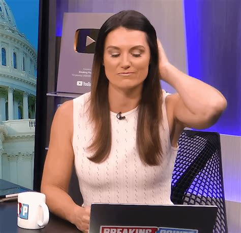 Mommy Krystal Ball With Her Toned Biceps 💪🏼 Rpoliticallynsfw2