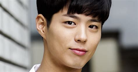 포토엔 박보검 심쿵 아이컨택