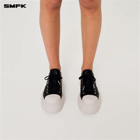 Compass Meteor Rove Low Top Sneaker Black And White Smfk Official