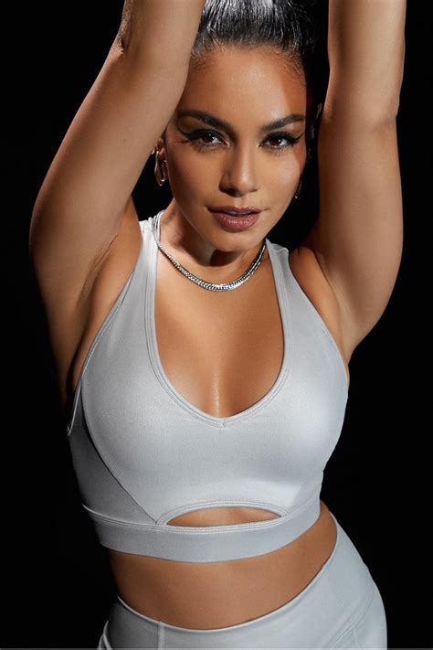Vanessa Hudgens Sexy Body Hot Celebs Home