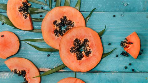 How To Tell If You Have A Ripe Papaya And If Its Ready To Eat