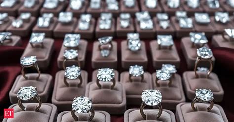 Gia To Introduce New Descriptive Grading System For Lab Grown Diamonds Phasing Out Traditional