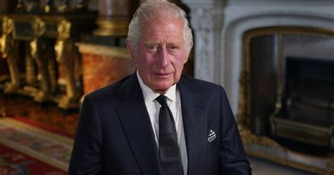 El Rey Carlos Iii En Su Primer Discurso Tras La Muerte De La Reina