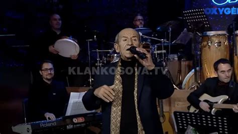 Shuhet Nga Jeta Këngëtari Luan Hajra Video Klan Kosova