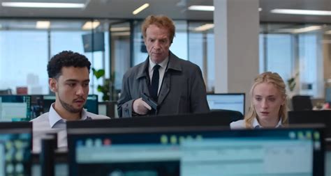 Prime Video Steal Series Tries Hard But Doesnt Quite Stick The Landing