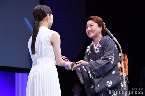 画像4150 岡田准一、中井貴一から“高倉健さんの腕時計”受け継ぐ「落ち込んでいる時期だったので救われた」初の特別主演男優賞＜第32回