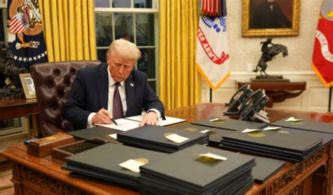 BREAKING BOOM TRUMP OBLITERATES DEEP STATE LAWFARE SIGNS EXECUTIVE