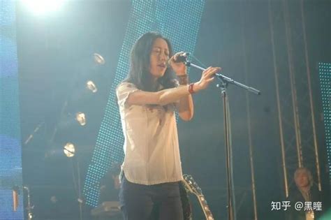 人物志；九十年代初姜昕、窦唯、王菲，栾树的故事 知乎