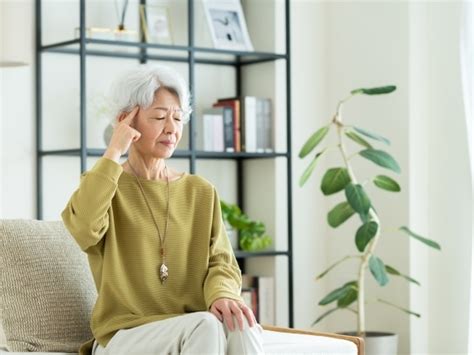 どうして身体は硬くなる？身体の硬さが招く意外な不調専門医に学ぶ！健康効果抜群「万能ストレッチ」 Cbc Magazine（cbcマガジン）