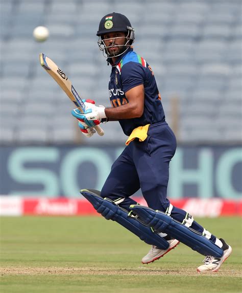 Shikhar Dhawan Sets Off For A Run After Playing To The Off Side
