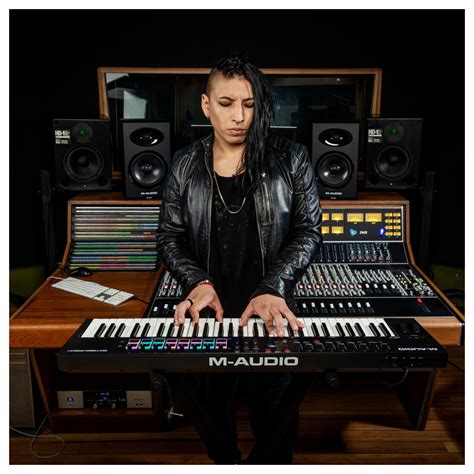 M Audio Oxygen Pro 61 Midi Controller Gear4music