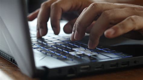 Review Asus Tuf Gaming Fx Dt Laptop Gaming Murah Prosesor Ryzen Dan Grafik Nvidia