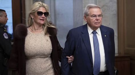 Federal Prosecutors Say Nadine Menendez Claimed Gold Bars Belonged To