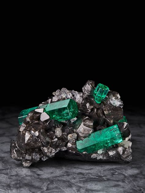 Emerald On Calcite Minerals Exhibited Wilensky Exquisite Minerals