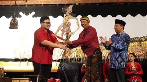 Dua Tahun Menjabat Kinerja Bupati Mas Dhito Disorot Singgung Soal