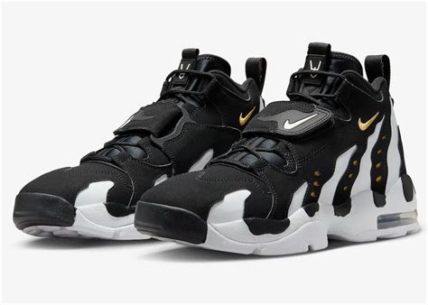Deion Sanders Shoes — Complete Nike Diamond Turf Guide History Best
