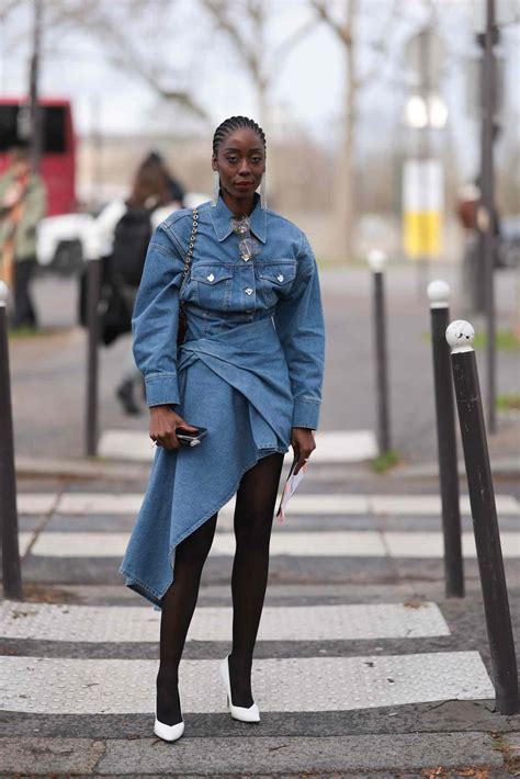 10 Stylish Ways To Wear A Denim Shirt