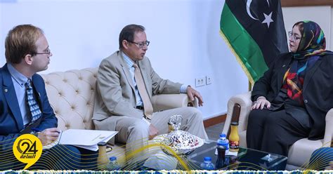 الساعة 24 ليبيا الطرمال تبحث مع السفير الروسي تعزيز دور المرأة