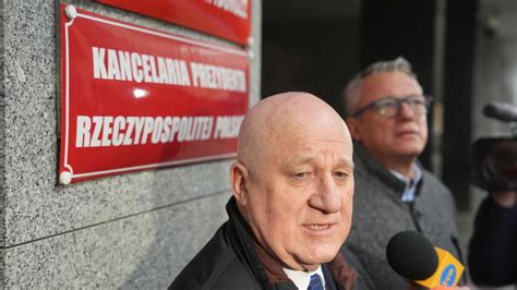 Szef PKW ostrzega przed paraliżem w tle miliony dla PiS Wybory