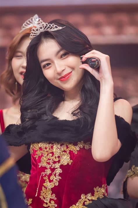 Pin Oleh Filah Putra Di Gre Gadis Gadis Cantik Foto Gadis Cantik