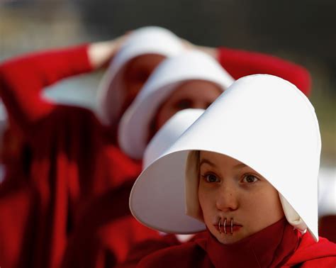 The Handmaids Tale Is Filming On The National Mall And The Photos