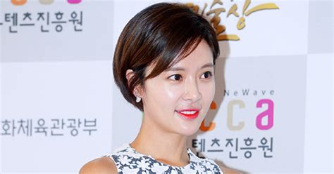 Td포토 황정음 치즈버거 사주고 싶은 깜찍함
