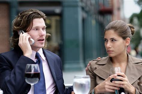 Telltale Signs Hes Just Not Into You Funny Dating Memes